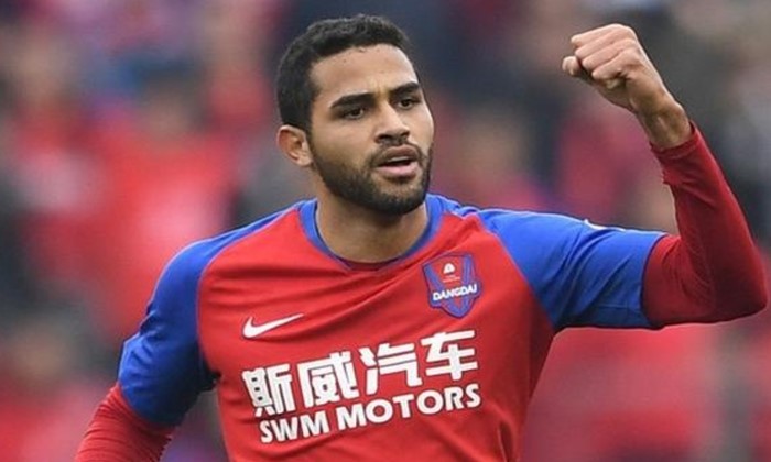 Alan Kardec quer voltar ao Brasil e analisa propostas de três clubes