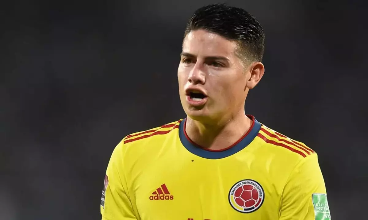 Livre no mercado, James Rodríguez quer ouvir propostas de Palmeiras e Vasco