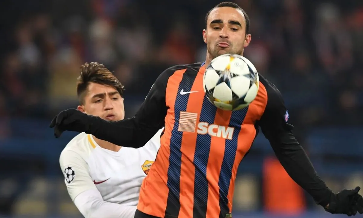 Em boa fase no Lille, lateral Ismaily deseja voltar ao futebol brasileiro