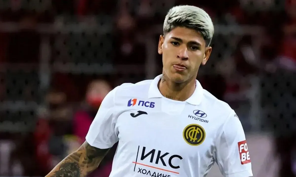 Flamengo e Inter disputam Jorge Carrascal, camisa 10 colombiano