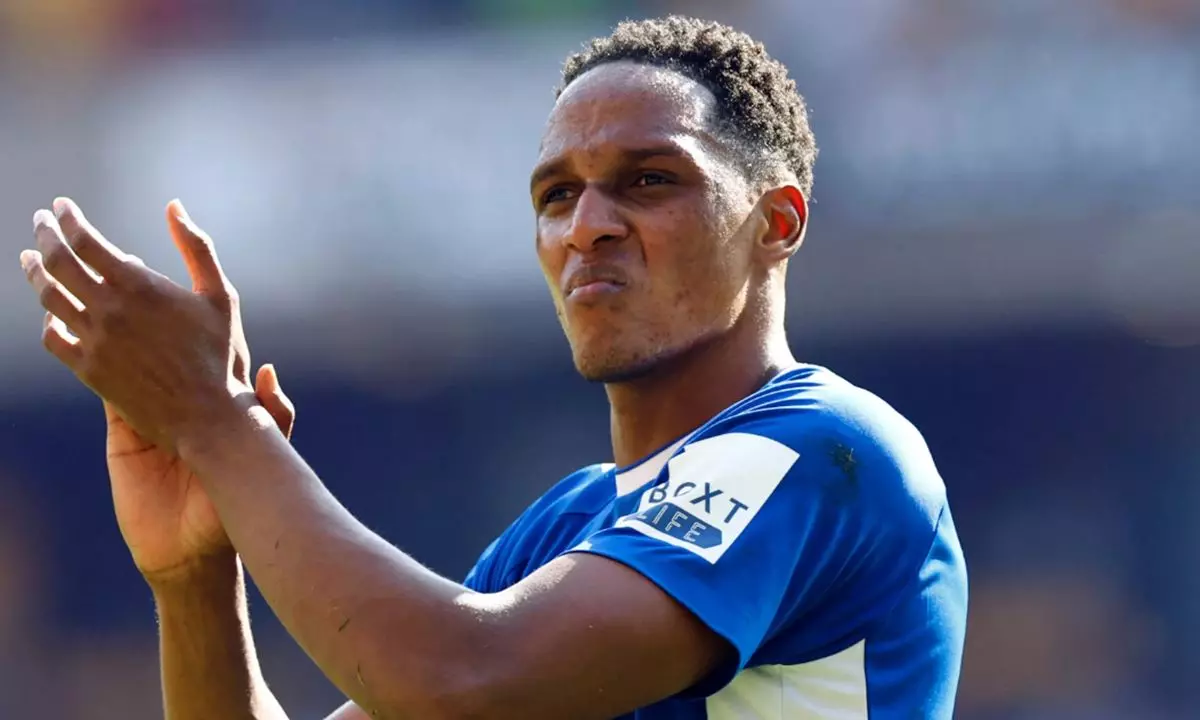 Mina dá prioridade ao Palmeiras, mas ouvirá outras propostas do Brasil