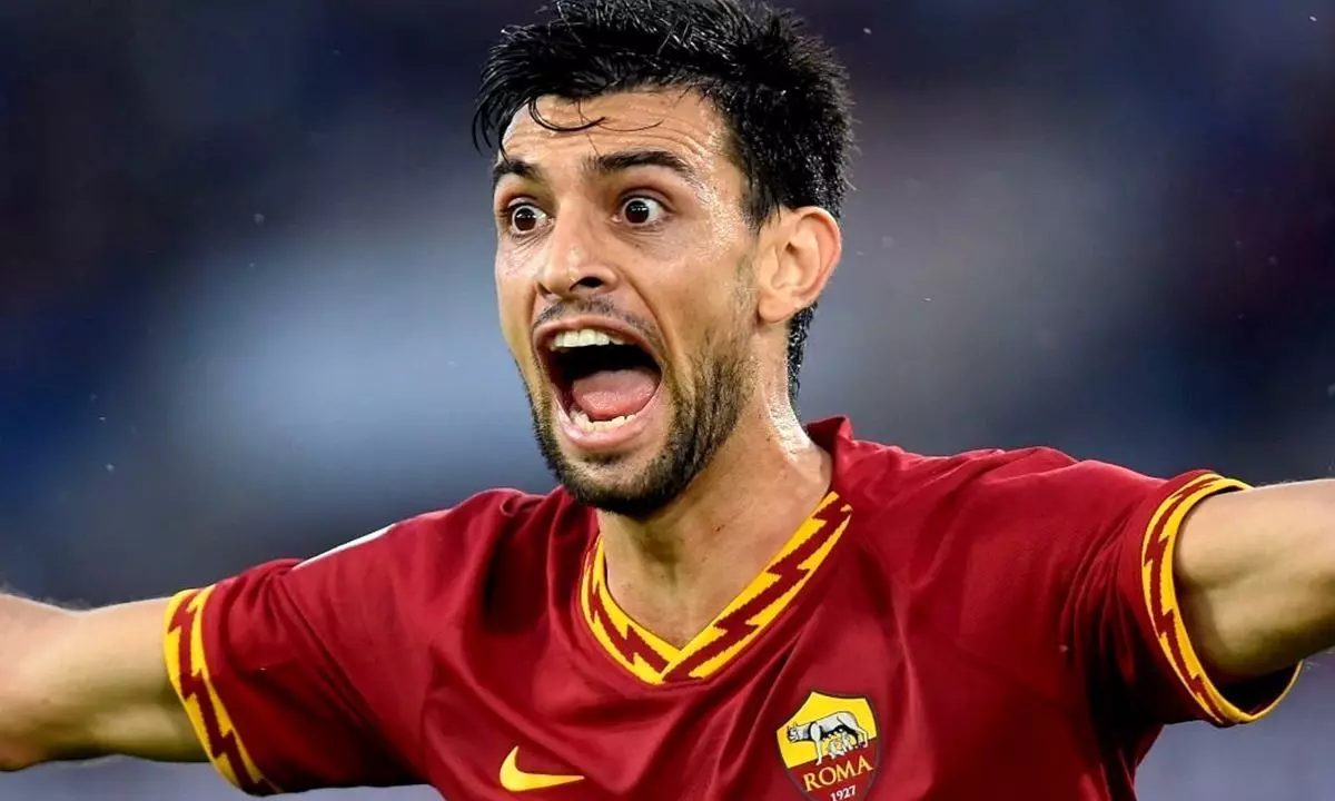 Dirigente do Santos viaja á Europa para acertar com Javier Pastore