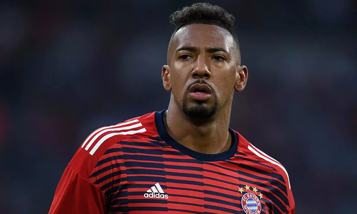 Boateng é oferecido ao Real Madrid e pode ser substituto de Militão