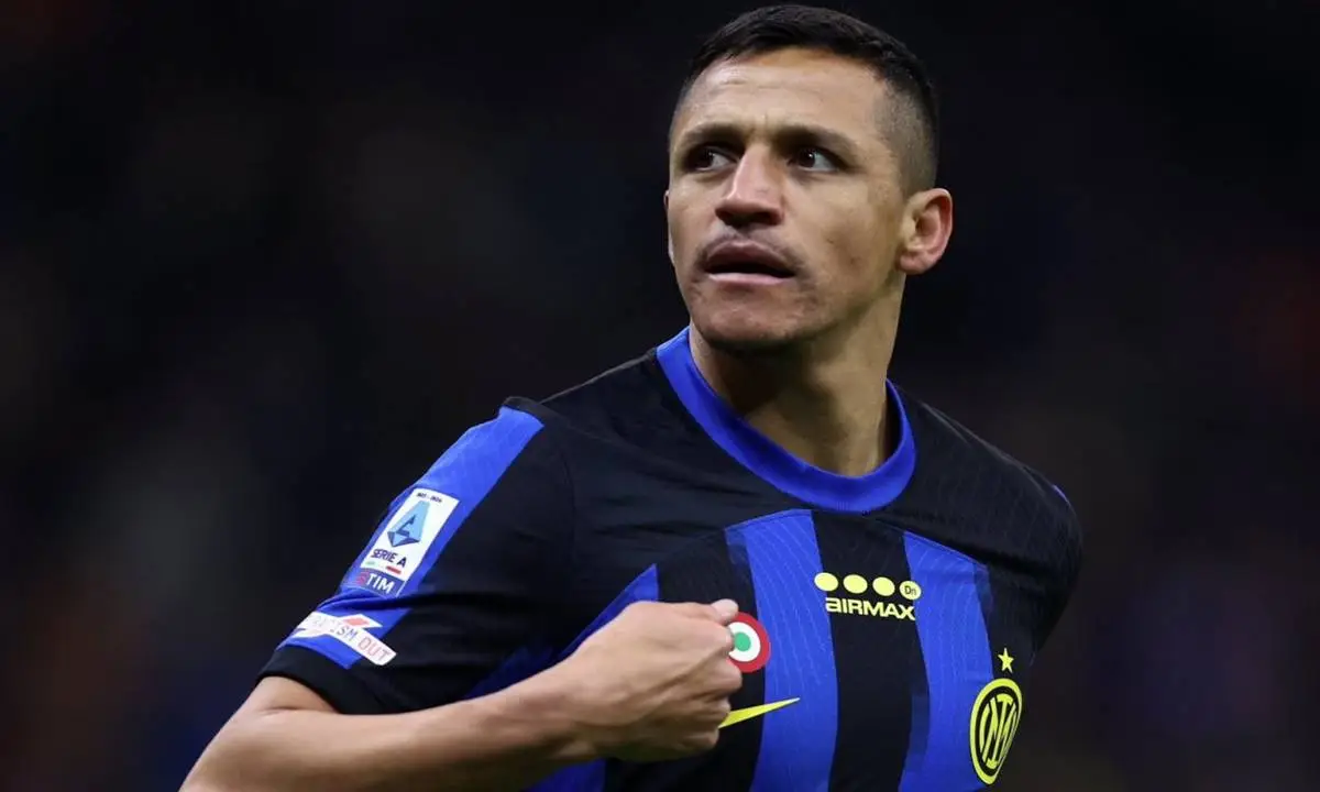Gigante do Brasileirão volta a se interessar por Alexis Sánchez