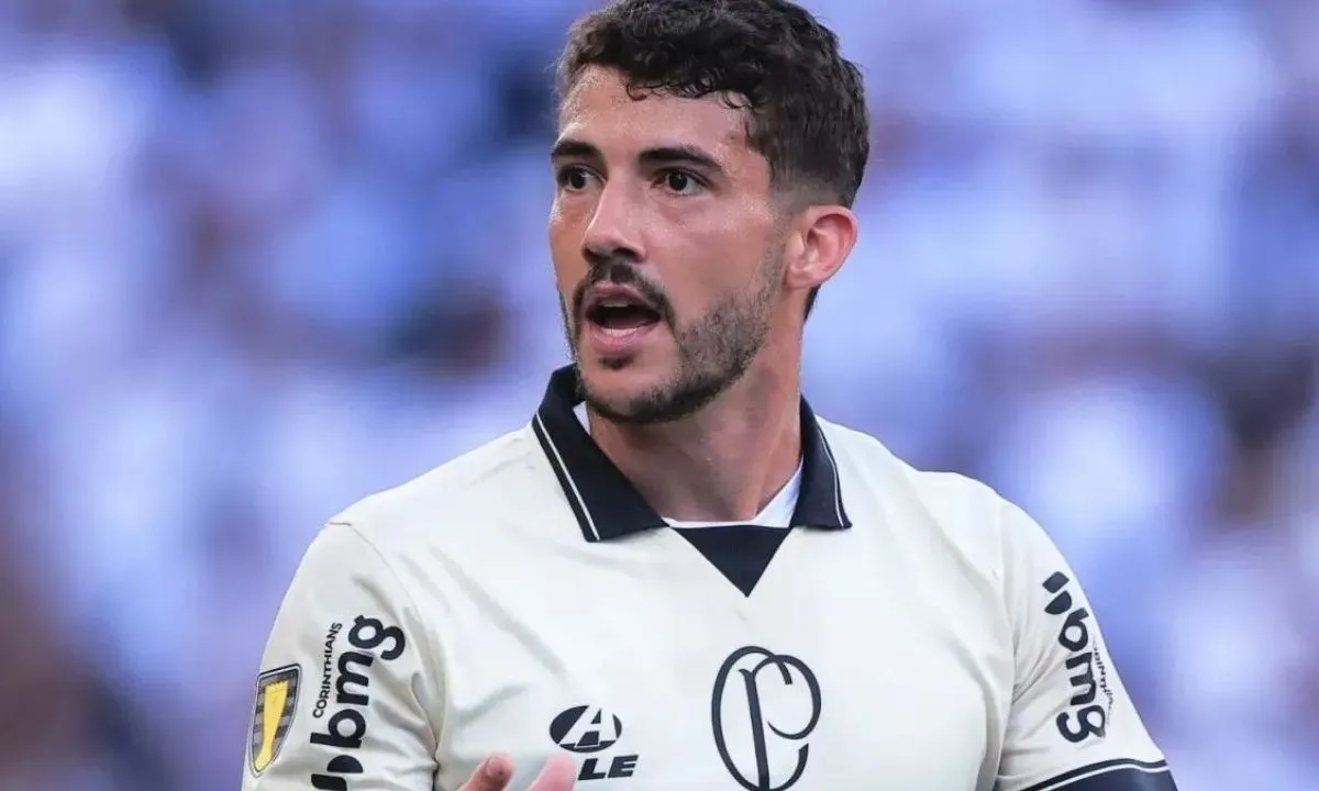 Gustavo Henrique pode trocar o Corinthians por clube rival do Brasileirão